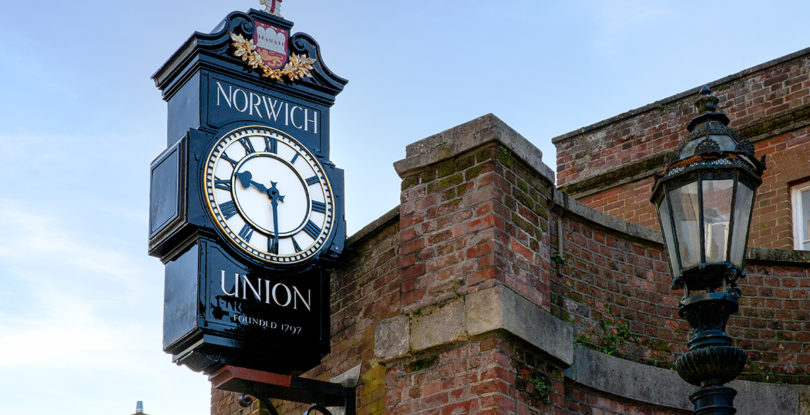 How to Waterproof Outdoor Clocks - 10 Step Guide